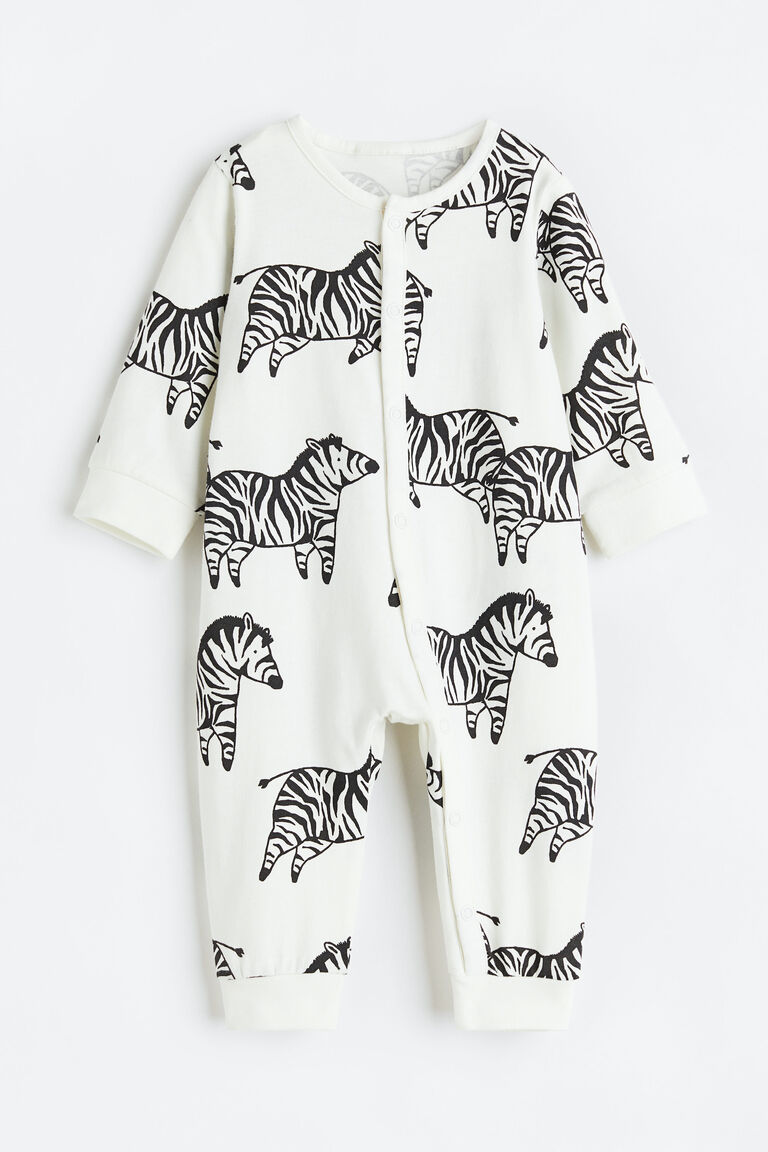 Patterned all-in-one pyjamas