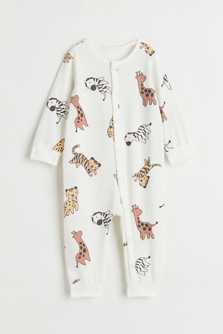 Patterned all-in-one pyjamas