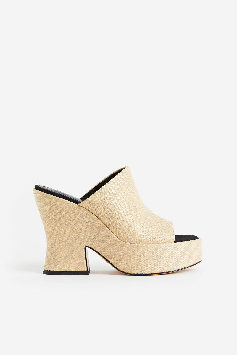 Platform straw mules
